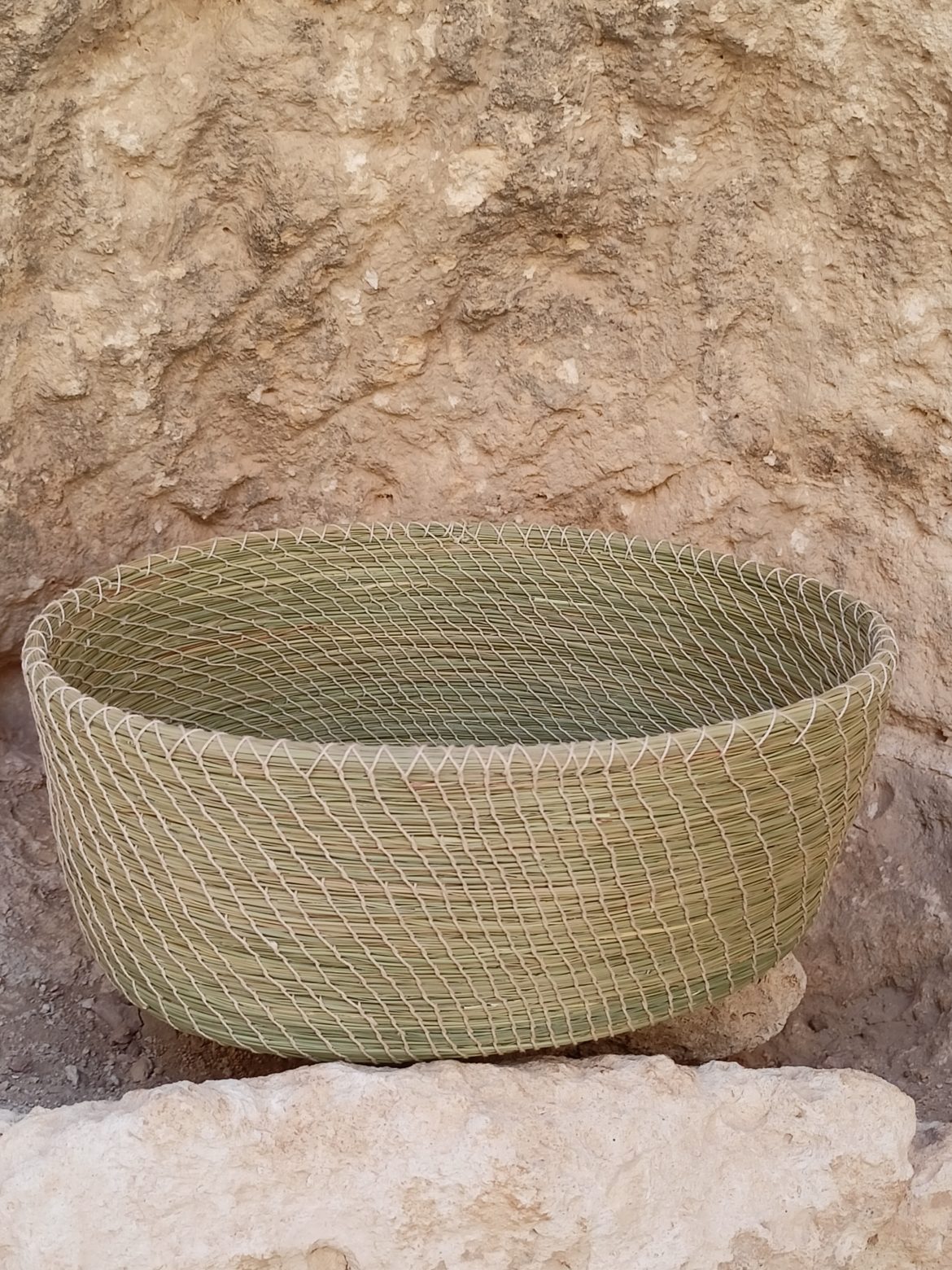 Oval Medium Natural Grass Basket - Acacia siwa